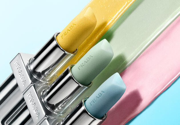 Prada Light Glowing Lipcolor - Poudre highlighter éclatante de PRADA ≡ ...