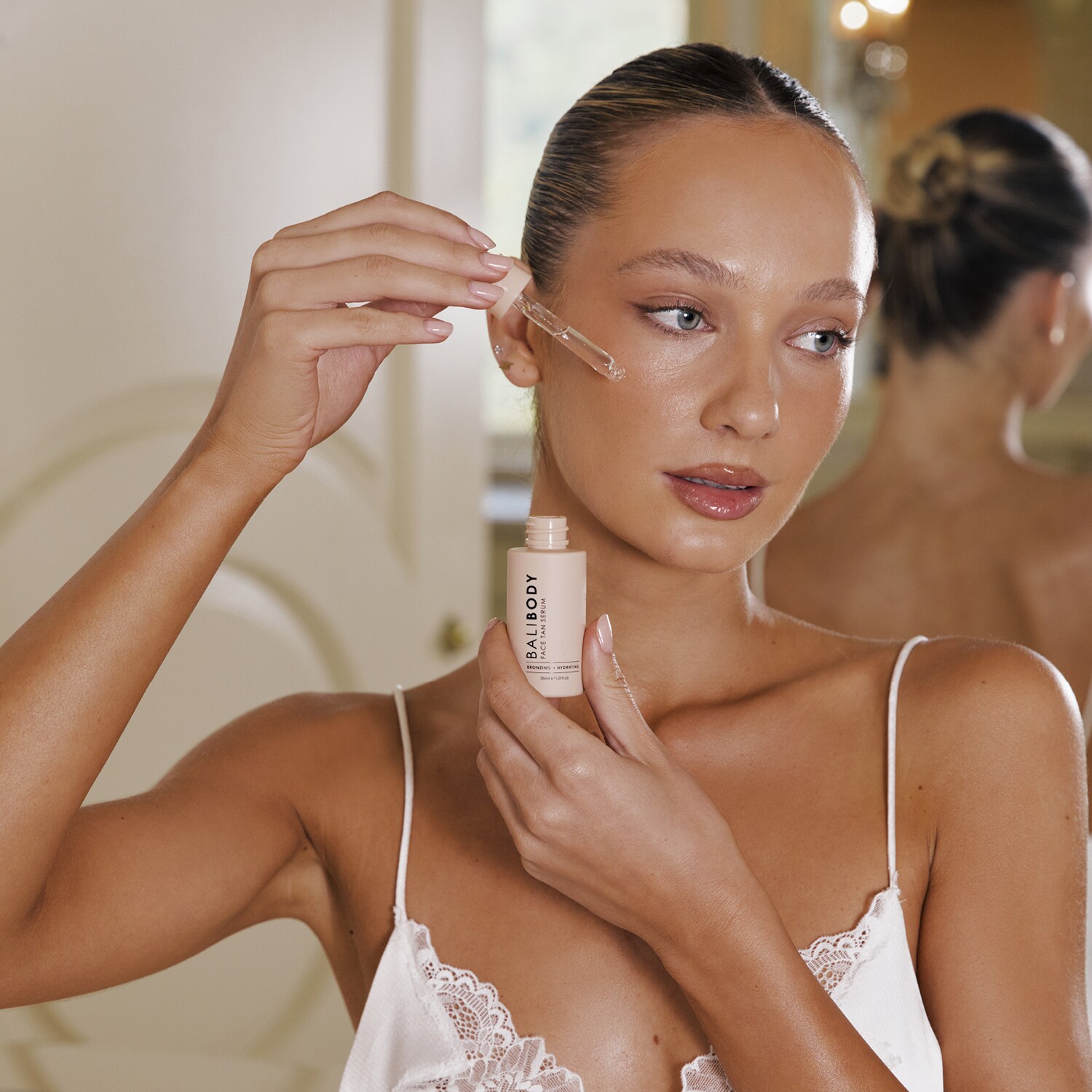 Face Tan Serum - Sérum Bronzant et Hydratant Visage de BALI BODY ≡ SEPHORA