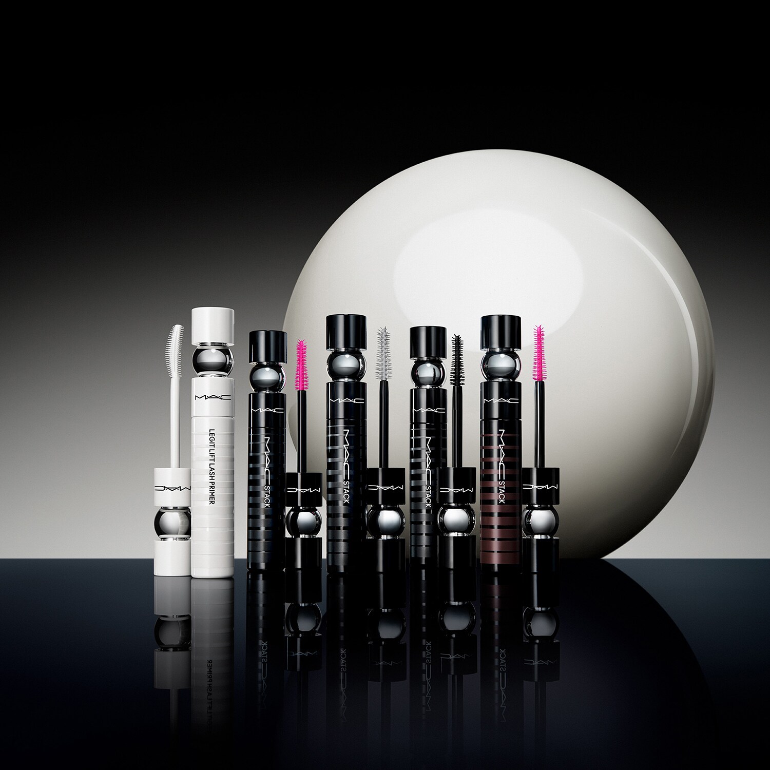 M·A·C Stack Mascara Mega Brush - Mascara Volume et Longueur de M.A.C ≡ ...