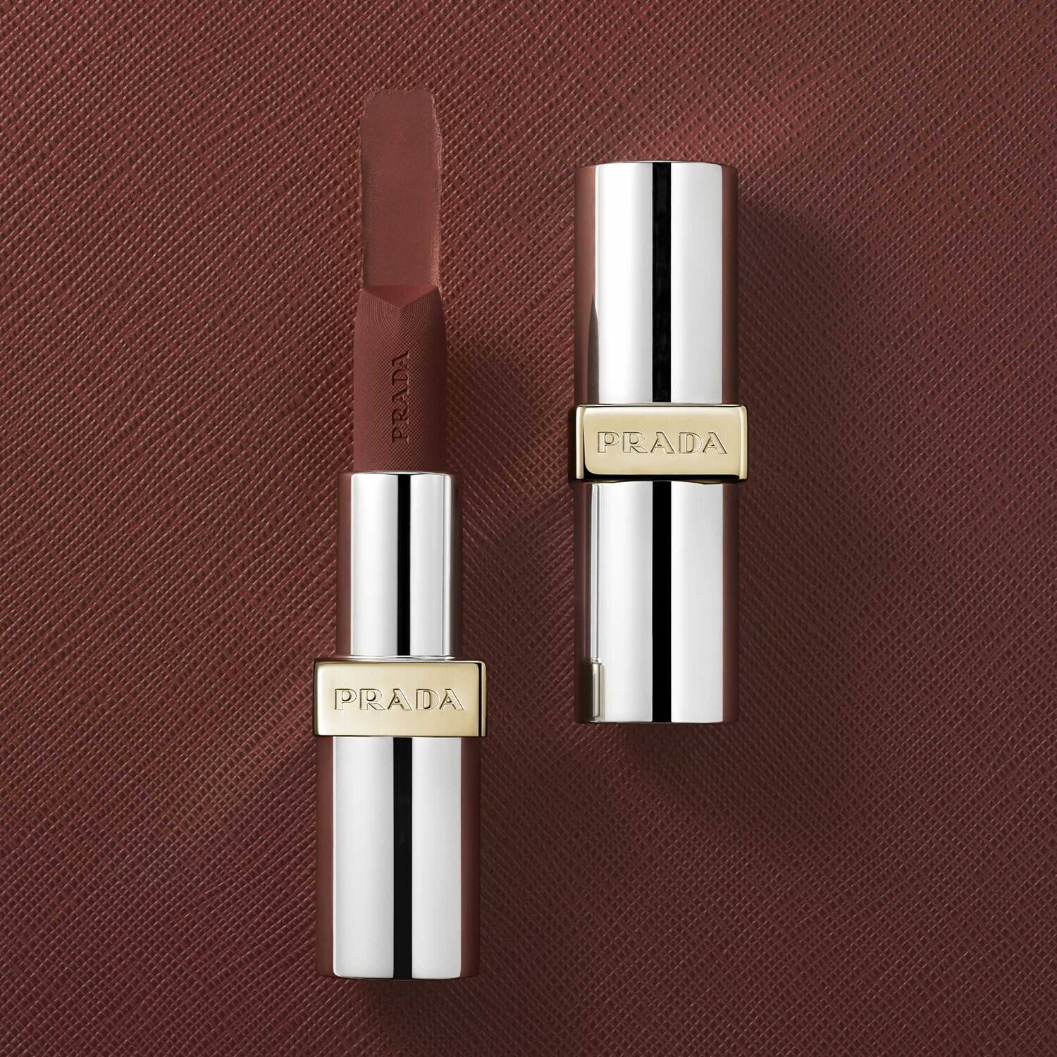 Prada Monochrome - Rouge à Lèvres Hyper Matte Confort et Longue Tenue de PRADA ≡ SEPHORA