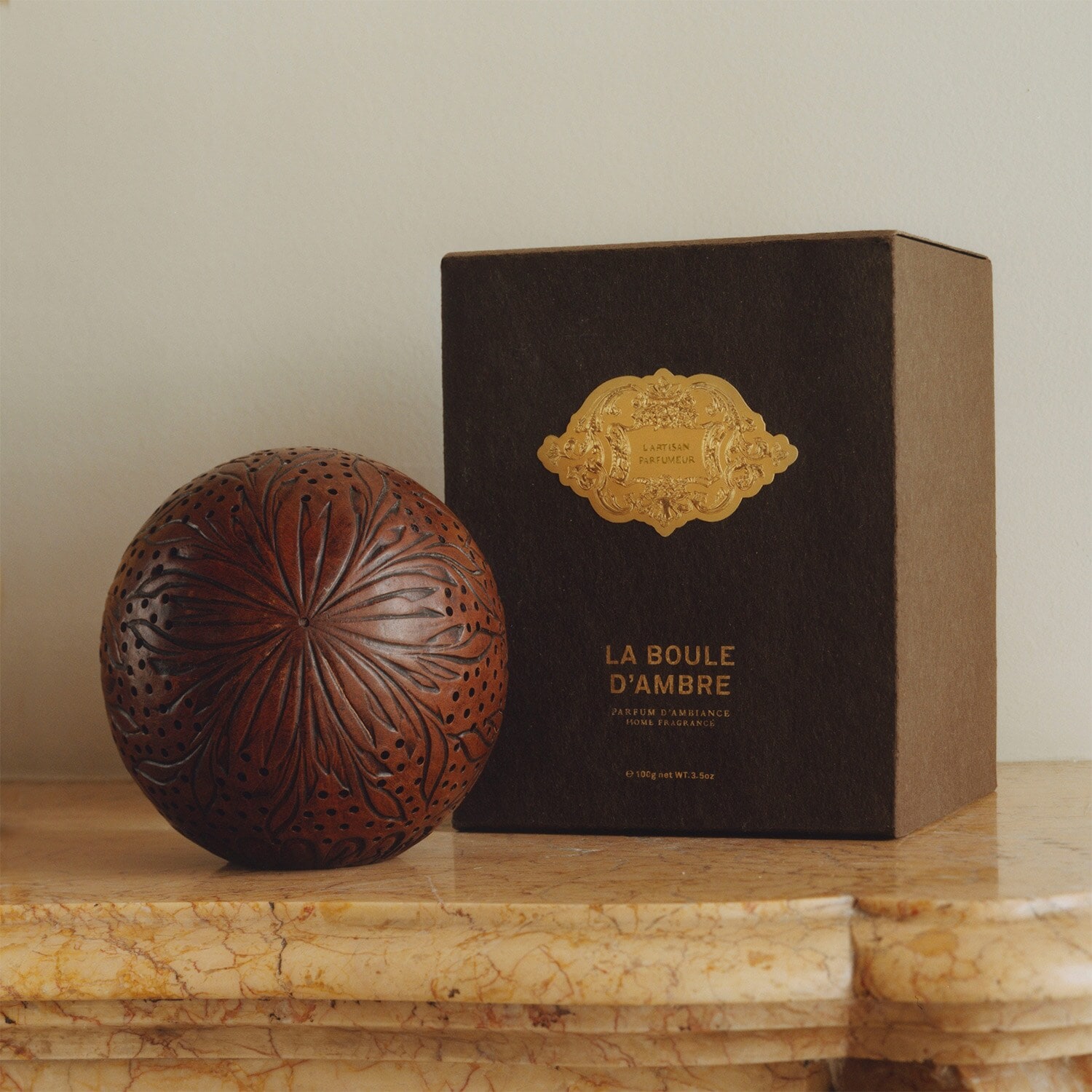 La maison - Boule d'ambre de L'ARTISAN PARFUMEUR ≡ SEPHORA